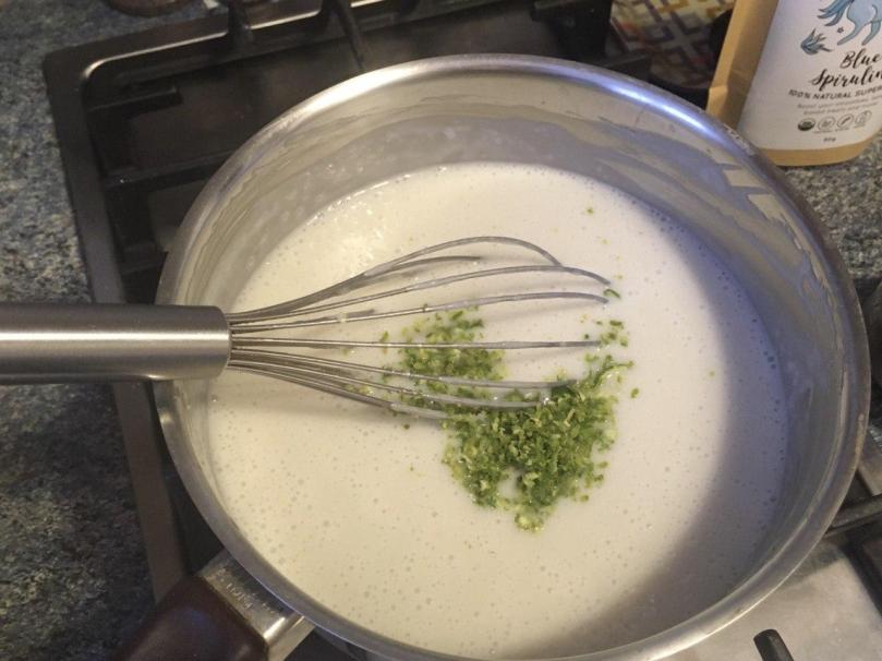 Deet’s blue lime cheesecake